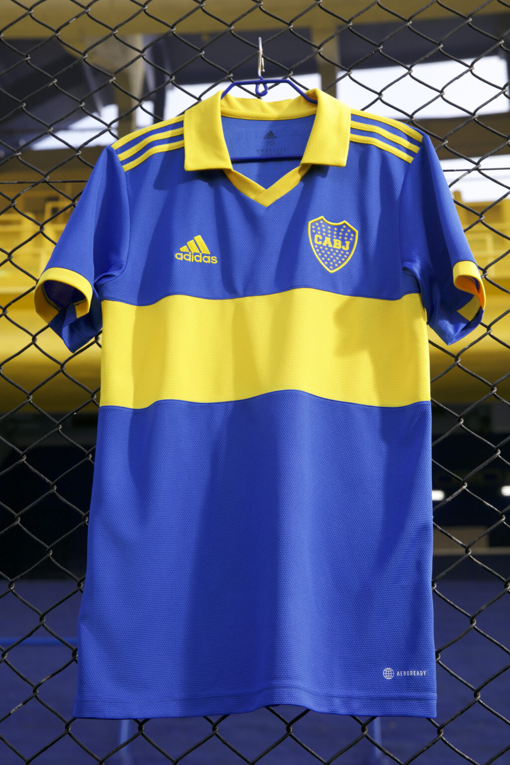 adidas presenta la nueva camiseta de Boca - MASSNEGOCIOS